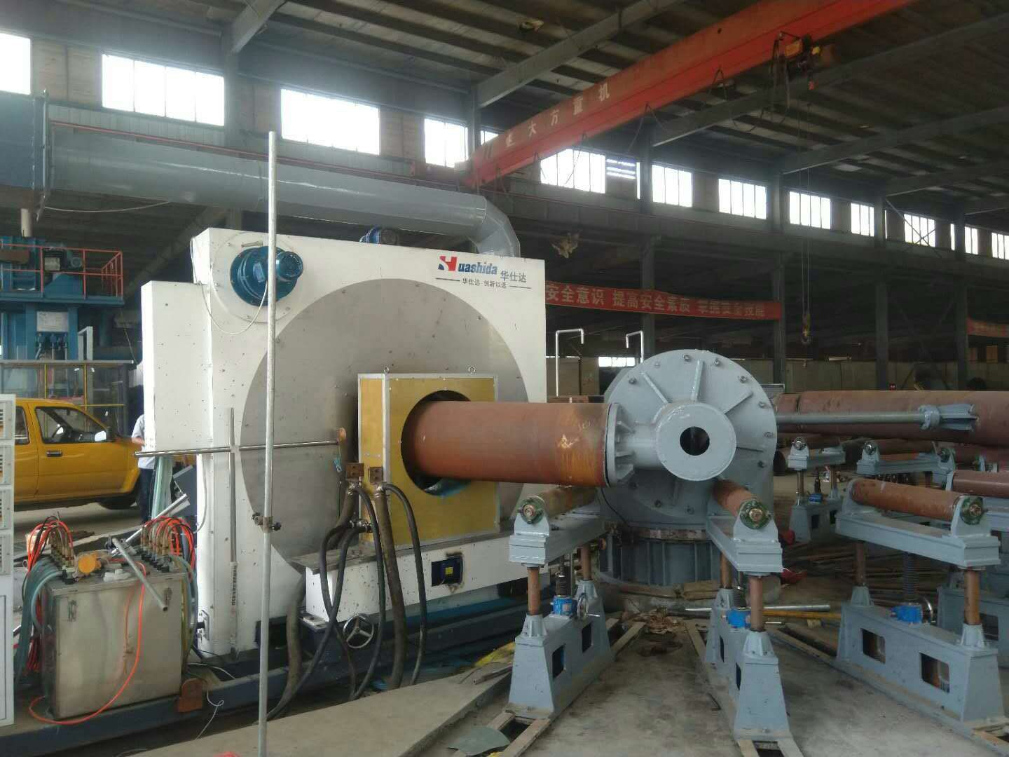 Huahida make 3LPE steel pipe elbow winding(426-820mm) production line ...